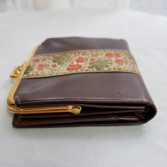 American Vintage | Bags | Antique Princess Gardner Bifold Wallet Floral ...